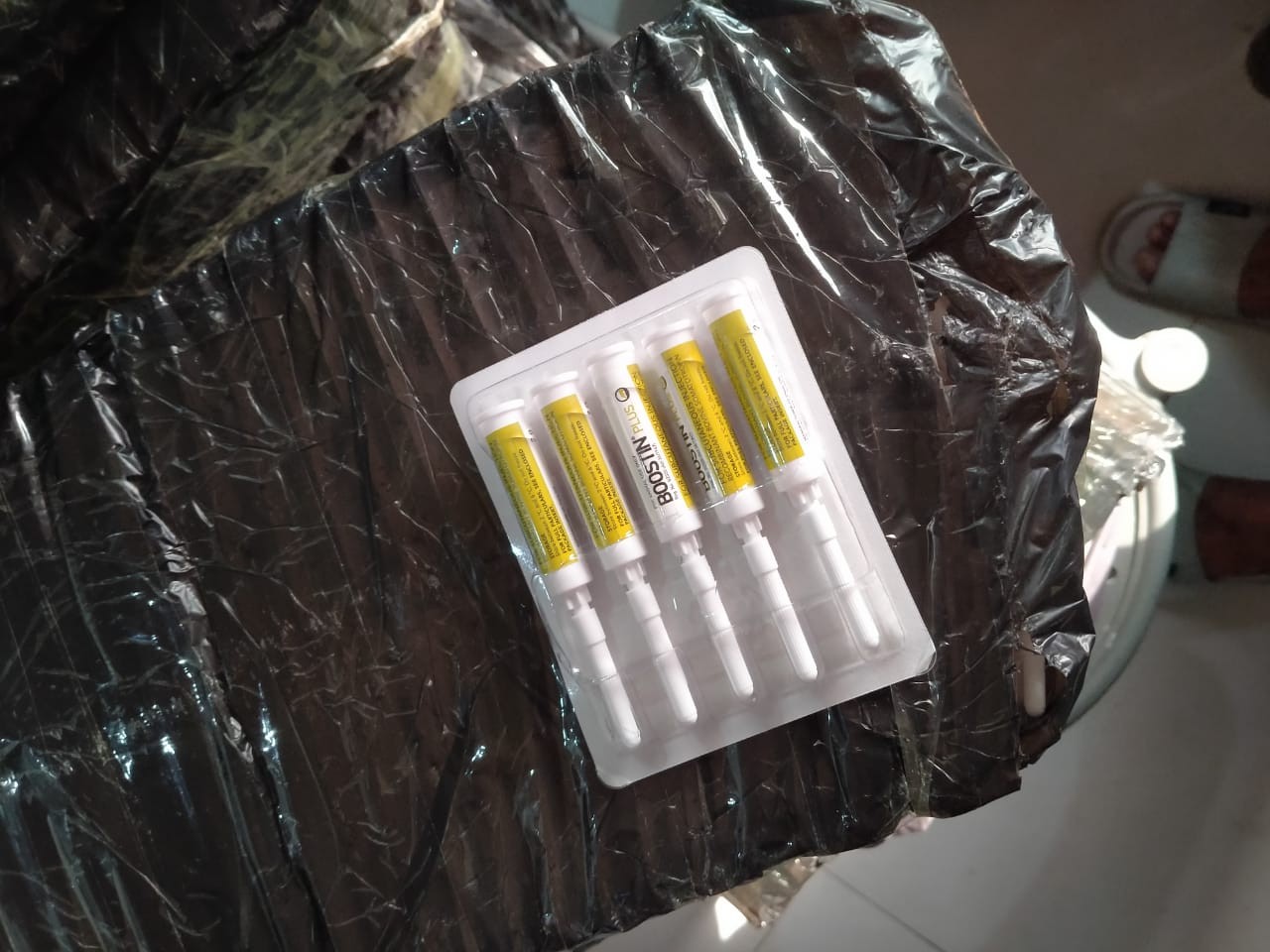 Enforcement Karachi Seize Boostin Injection smuggle Through Passenger ...